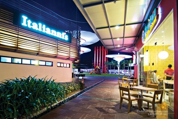 METRO MANILA | Centris Walk at Quezon City - Lakad Pilipinas